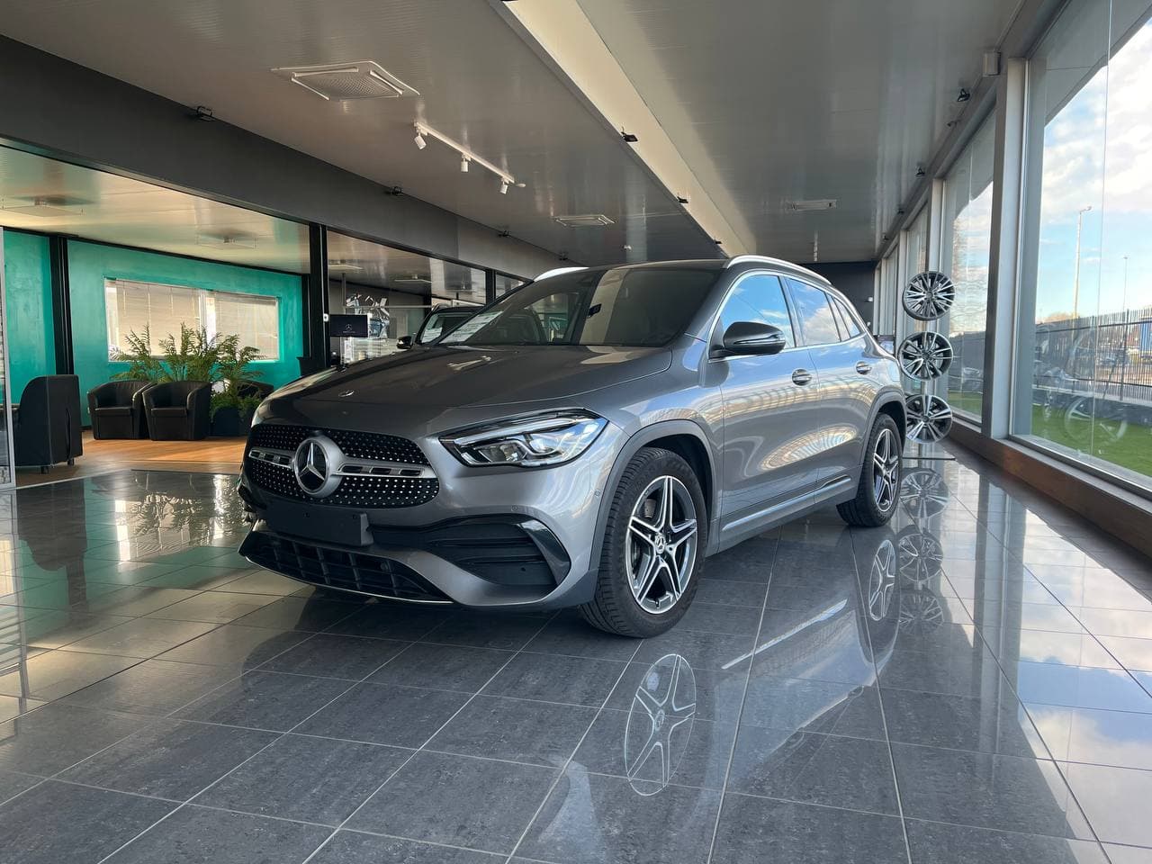 Elitcar S.r.l. - Vendita auto Mercedes-Benz & Volkswagen a Milano e ...
